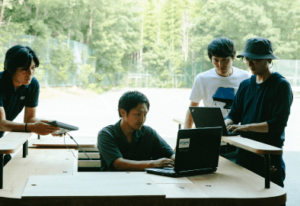 “時速5km”が人生を豊かに!? スローモビリティiino（イイノ）で これまでにない移動体験を - 関西の未来を探す旅｜関西・WEBパビリオン